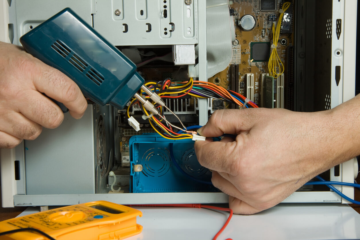 Quel électricien choisir à Limoges ? | Travaux / diagnostics | Laforêt ...